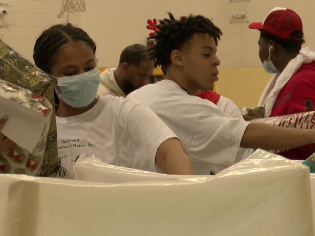 Northcott Neighborhood House gifts meals and presents to families on ...
