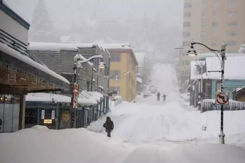 From Juneau to Fairbanks, Alaska saw record-breaking snow and cold to ...