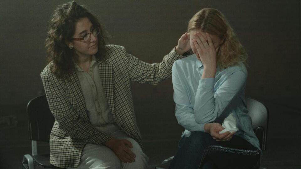 Psychologists explore the truth behind so-called eldest daughter ...