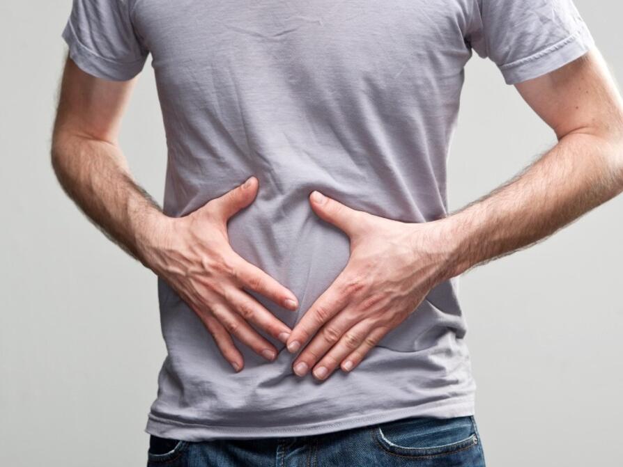 Man Recovering From Surgery 'Forcibly Sneezed Out' Intestines in Restaurant