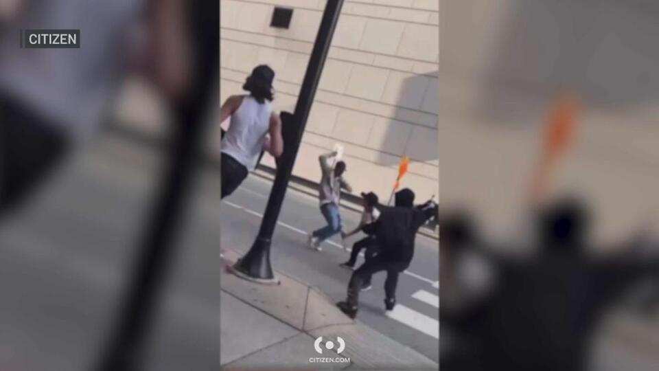 Video shows knife fight between several men near Magnificent Mile ...