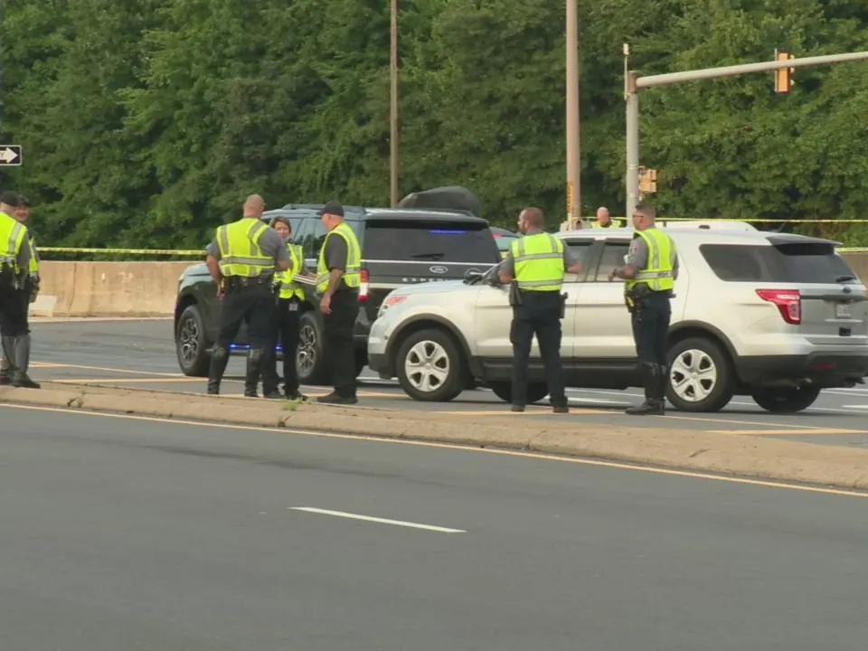 3 dead after fiery crash in Fairfax County; vehicle speeding over 100 ...