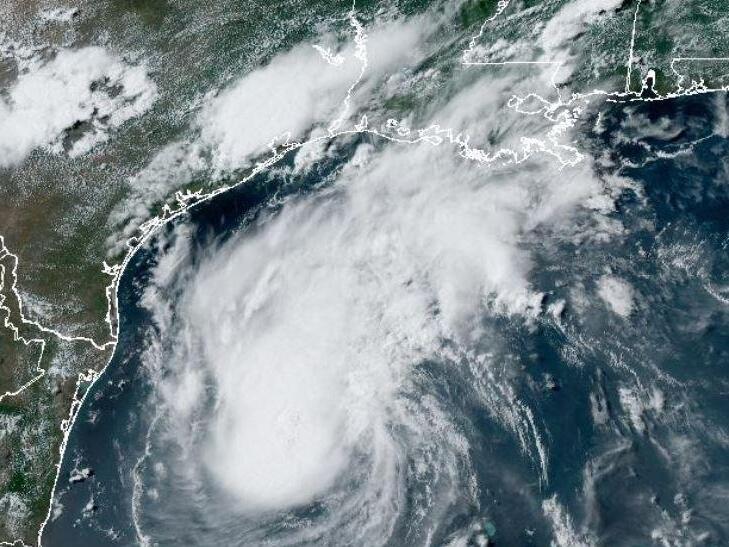 Tropical Storm Beryl nears Texas with expected landfall early Monday as ...