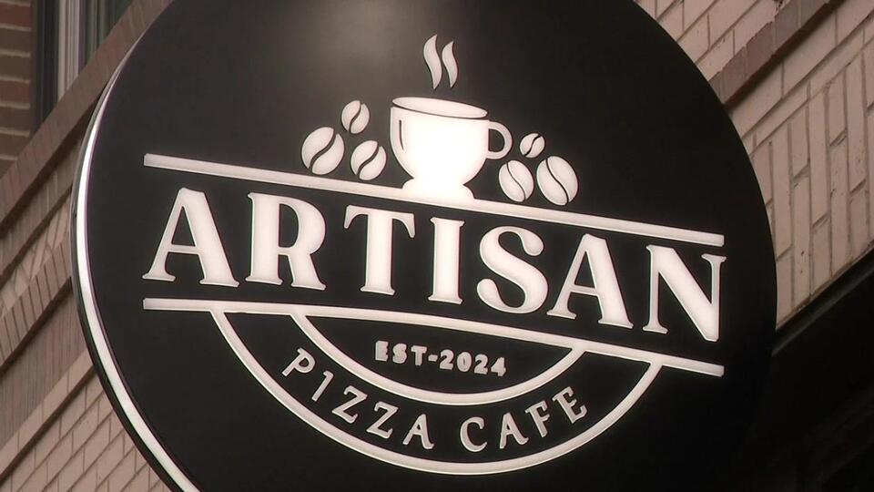 Local pizza shop reopens after Dave Portnoy's viral review, new oven ...