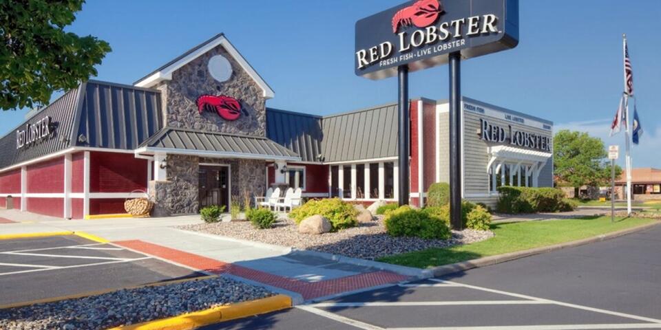 Red Lobster’s ‘Endless Shrimp’ sinks chain - NewsBreak