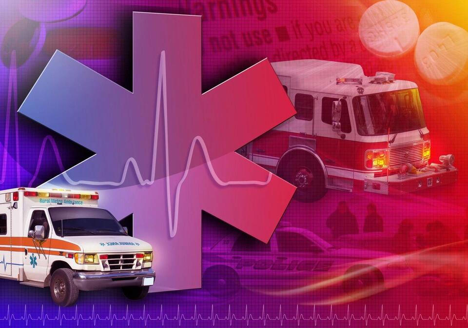One Person Injured after Snowmobile Hit a Tree in Maine - NewsBreak