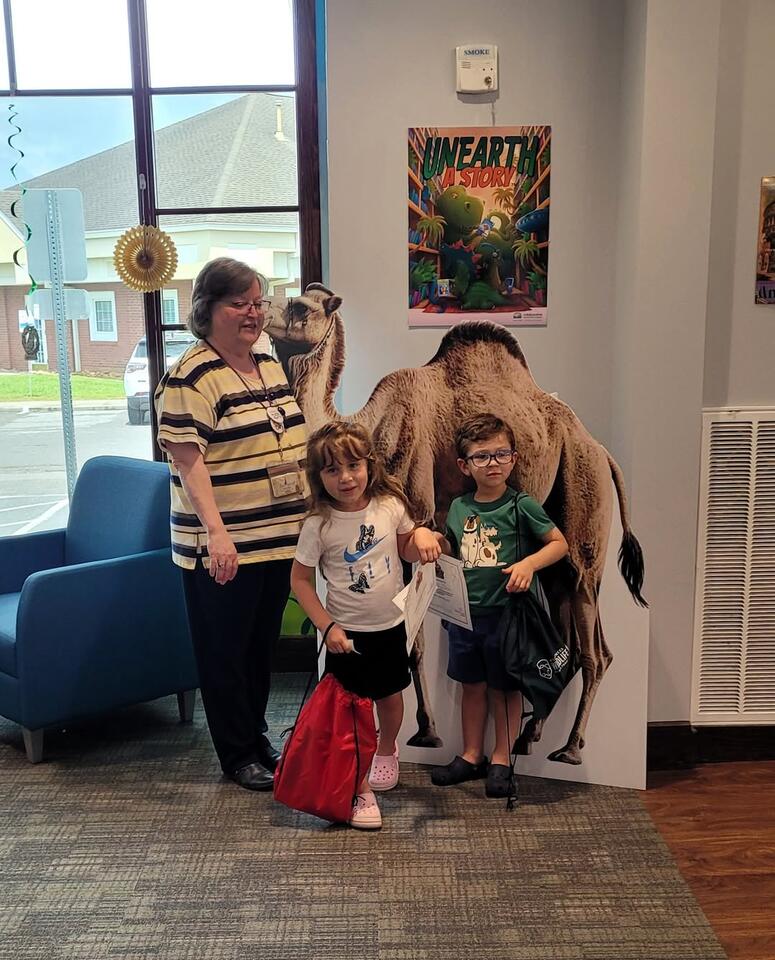 Two children finish 1000 Books Before Kindergarten - NewsBreak