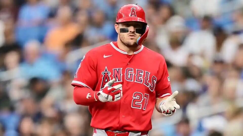 Insider Gets Brutally Honest on Phillies’ Mike Trout Trade Rumors ...