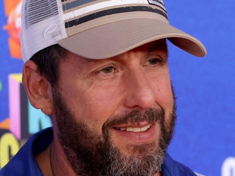 Adam Sandler, Bill Belichick among first 2024 ManningCast guests