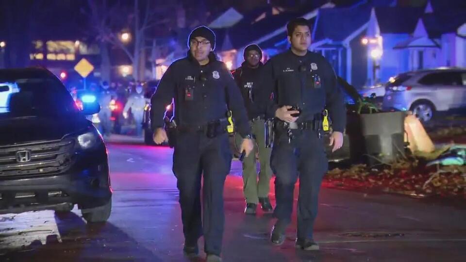 Detroit police officer hospitalized after being dragged; passenger ...