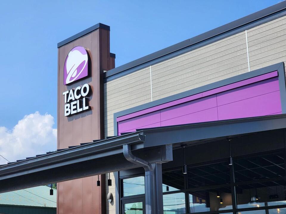 Front Street Taco Bell Opening Date Announced - NewsBreak