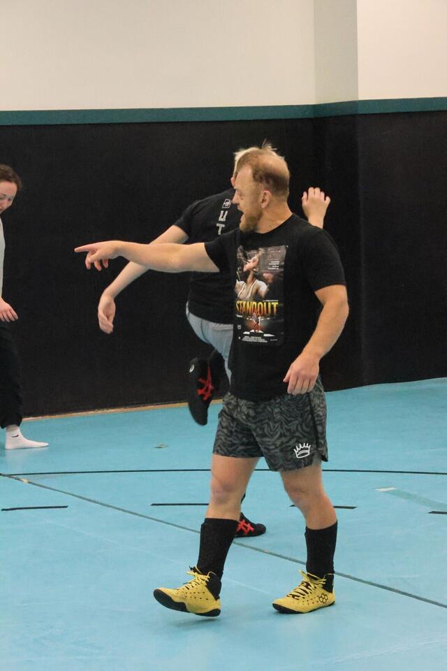 'Standout' wrestler Ben Kjar shares message of kindness, resilience in ...