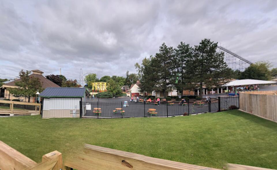 Darien Lake Announces New "Rule" + Parents are MAD - NewsBreak
