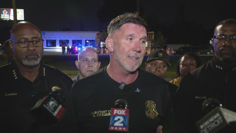 'Wish he dropped that gun': Man in critical condition after Detroit ...