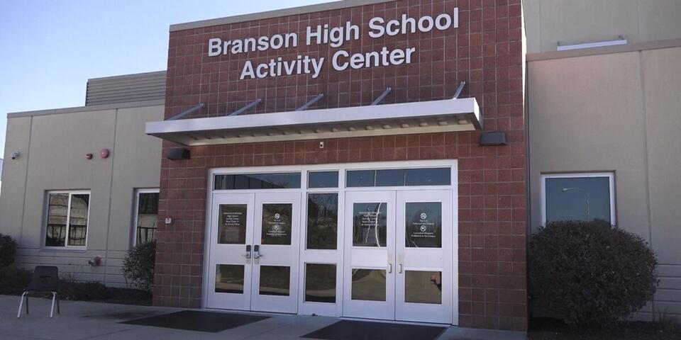 Branson School District adds 4 school protection officers - NewsBreak