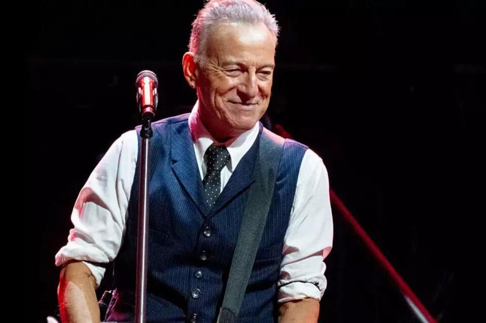 Bruce Springsteen Biopic Now Has an Official Release Date for Fall ...