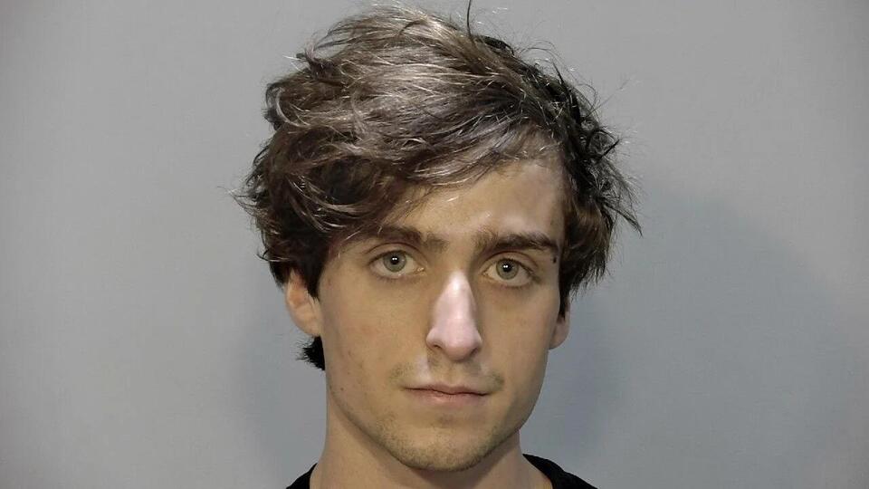 Man who led police on Keys chase hit with slew of criminal charges ...