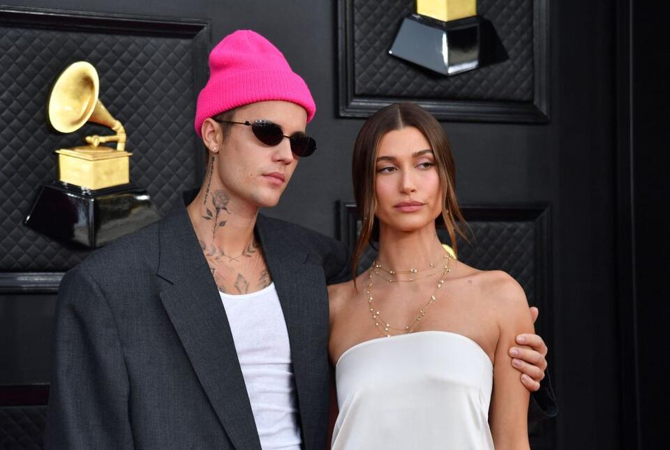 Hailey Bieber's Shocking Revelation: Leaked Text Takes a 'Brutal' Swipe ...