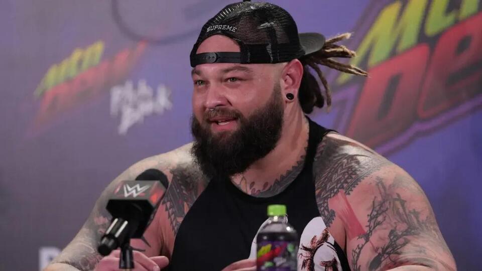 Bray Wyatt’s Father Makes a Rare WWE Appearance at Saturday Night’s ...