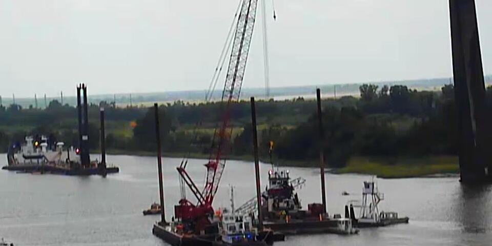 Coast Guard: Incorrect crane height information caused Talmadge Bridge ...
