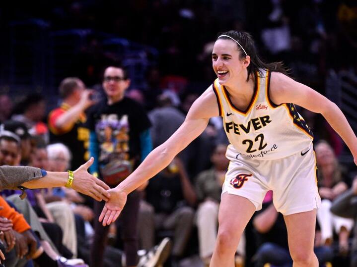 Caitlin Clark makes 'it's sad' family admission after Indiana Fever ...