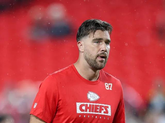 Jeopardy! offers public apology to Travis Kelce after viewers claim ...