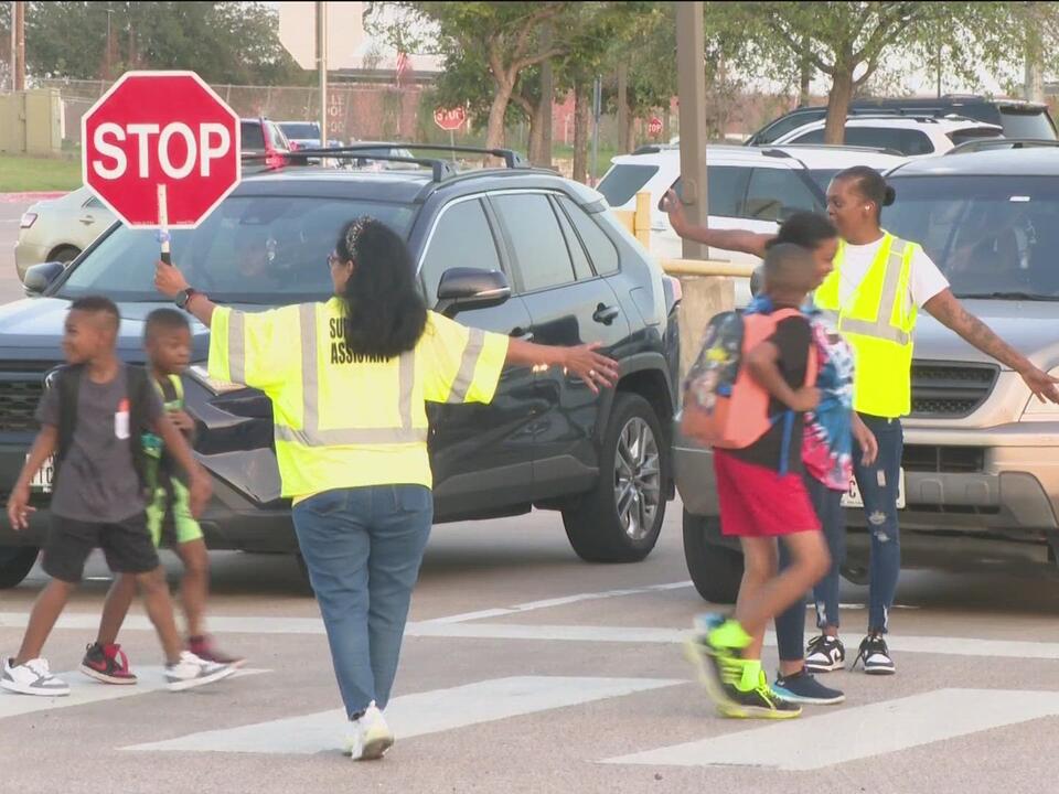 Here are some school zone safety reminders as students head back to the classroom