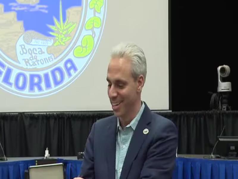 Before he heads to Green Bay, Michael Pratt gets key to Boca Raton