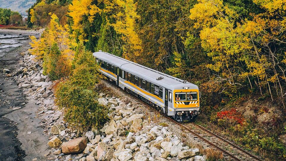 Ride this Quebec train to see coastal villages and hills wrapped in ...