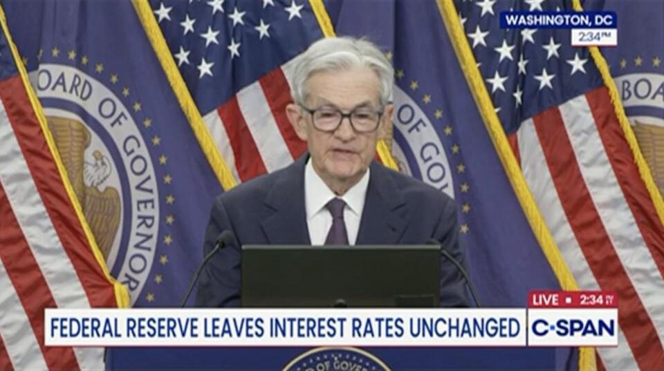 Fed Chair Warns Trump Tariffs Will Increase Prices, Leaves Interest ...