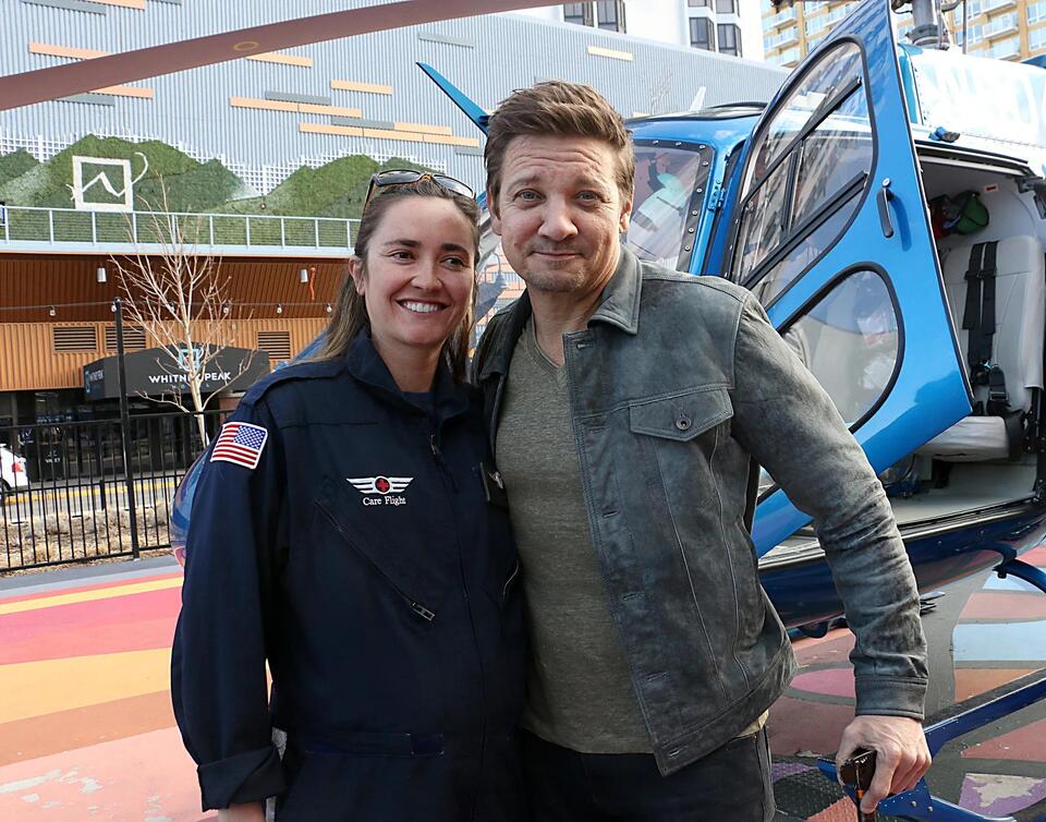Actor Jeremy Renner in Reno for premiere of new reality show; meets ...