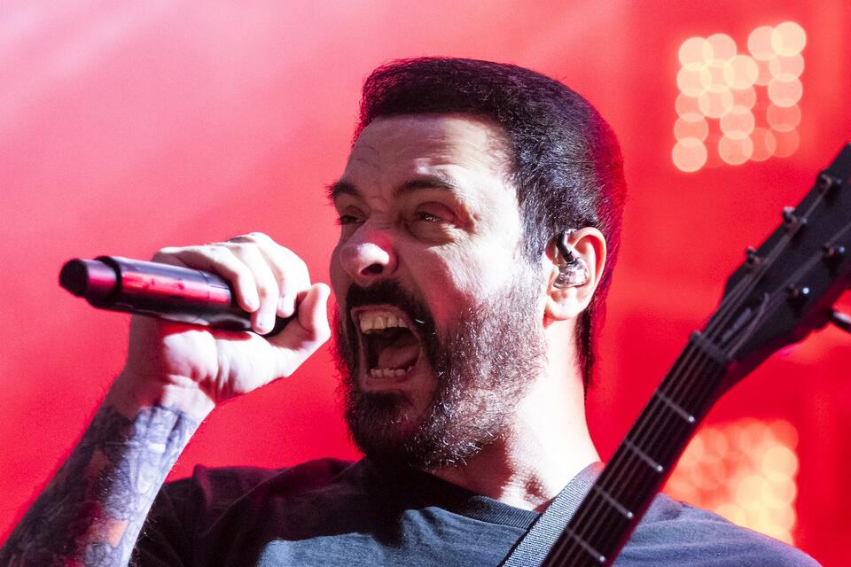 Breaking Benjamin Announce 30-Date 2026 North American Tour With ...