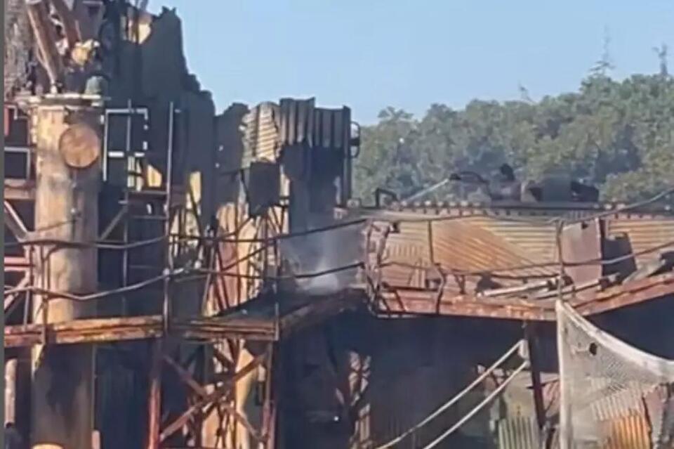 Fire Breaks Out During Universal Studios Stunt Show: Watch - NewsBreak