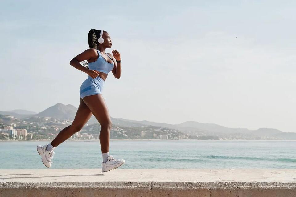 There's a 'critical' design flaw in women's running shoes, warn ...