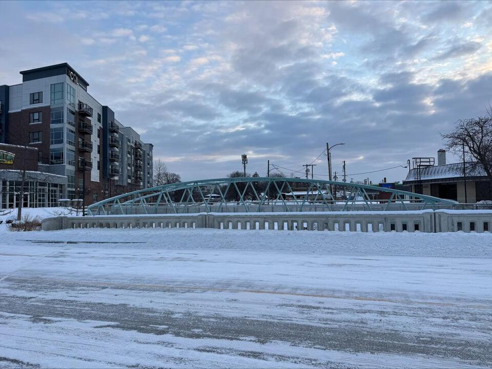 35 of Indiana’s 92 counties under travel warnings - NewsBreak