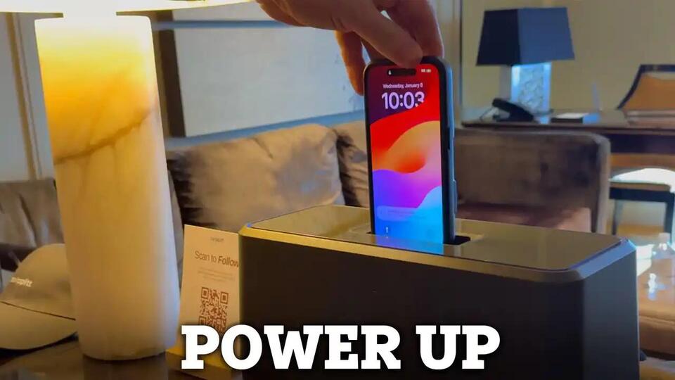 New charging ‘toaster’ gadget gives your iPhone an instant battery ...