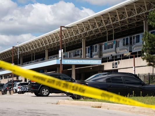 30-year-old charged with murder in connection with train shooting near ...