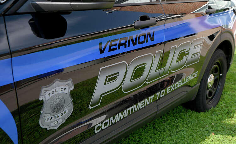 Person ran from cops in Vernon, threw gun in garbage, police say ...