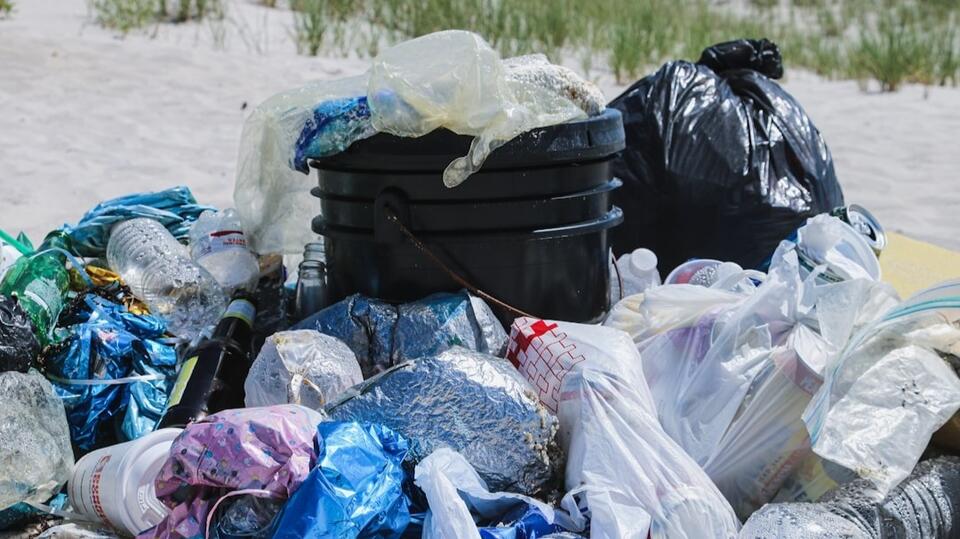 California county Sues Pepsi, Coca-Cola Over Plastic Pollution ...