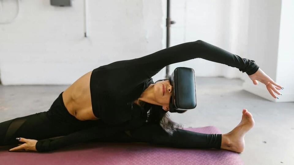 VR Yoga Invades Your Living Room: The Future of Practice or Just a Fad ...
