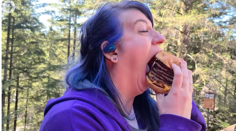 Video: Ketchikan woman’s amazing jaws are world’s biggest, says ...