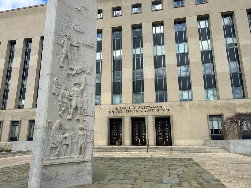 Federal Judge Extends Halt To Trump’s Federal Funding Freeze - NewsBreak Federal Judge Extends Halt To Trump’s Federal Funding Freeze - NewsBreak