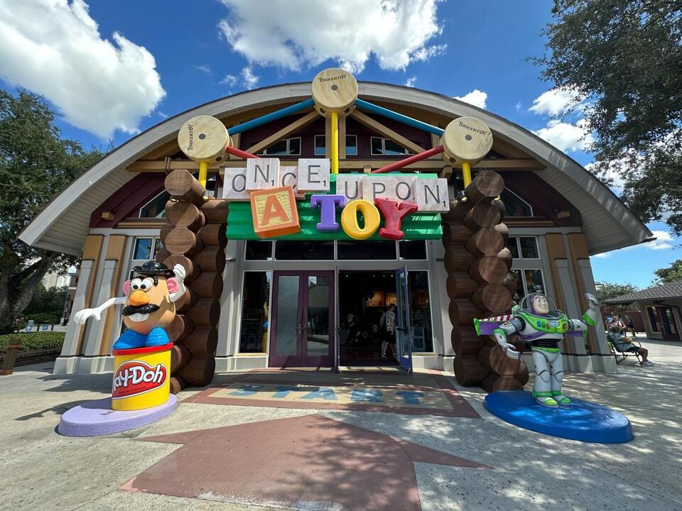 Mr. Potato Head Statue Returns to Disney Springs - NewsBreak