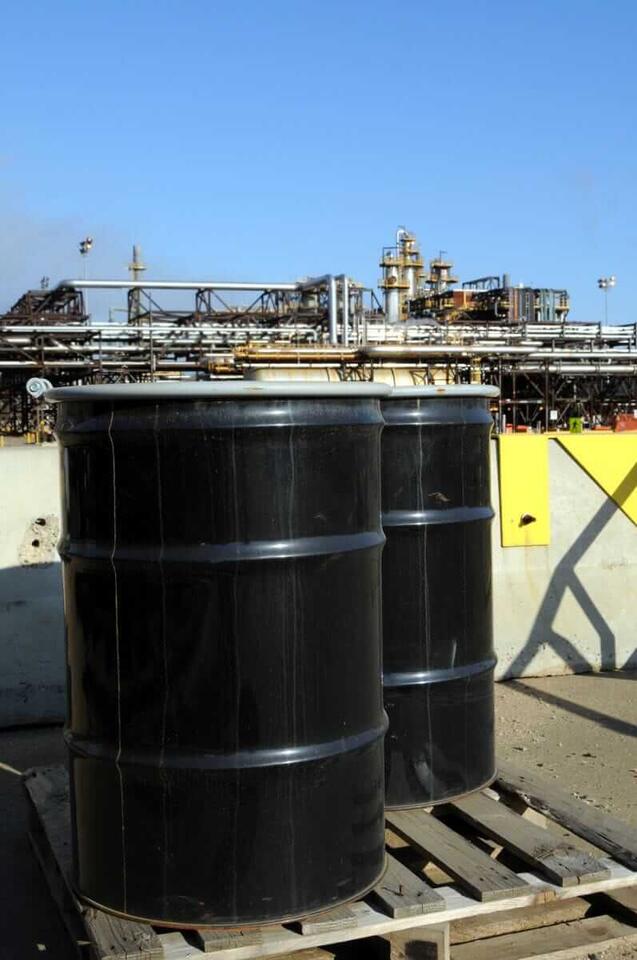 Crude Oil Posts Modest Losses on Abundant Global Supplies - NewsBreak