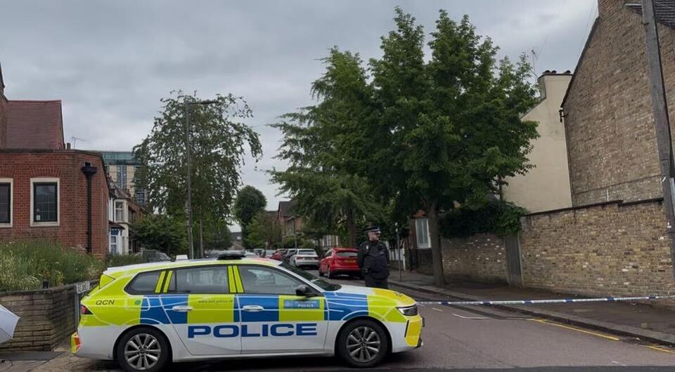 Finchley shooting: Murder investigation after 19-year-old woman 'shot ...