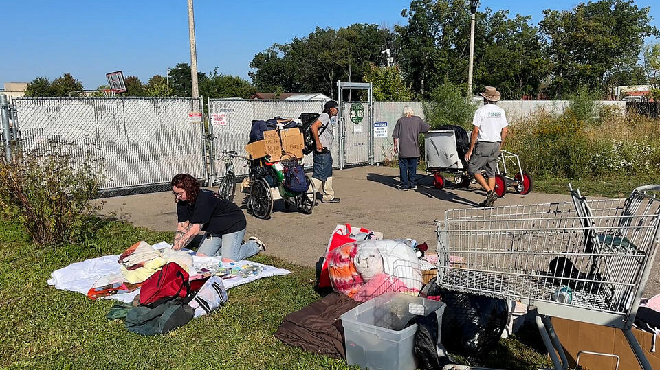 Homeless encampment in Madison closed down, first Wisconsin police ...