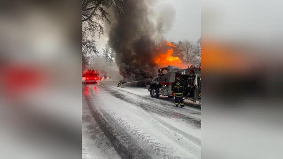 Blowing Rock ‘staple’ catches fire during ice storm - NewsBreak