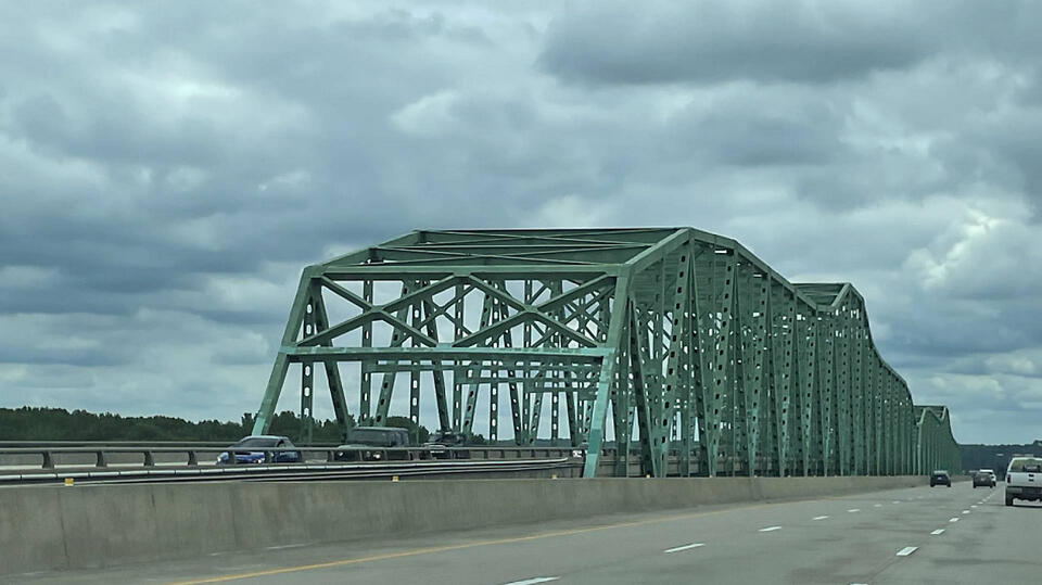 MoDOT begins work on Boone Bridge, back ups expected during evening ...