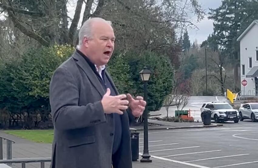 Olympia rally attendees express frustration over taxes, potential day ...