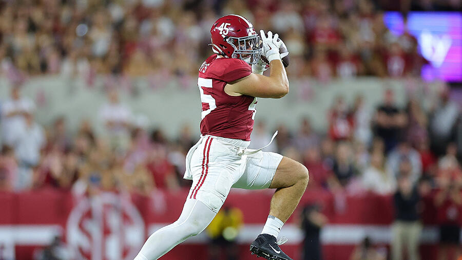 Seahawks draft Alabama tight end, list him as fullback - NewsBreak